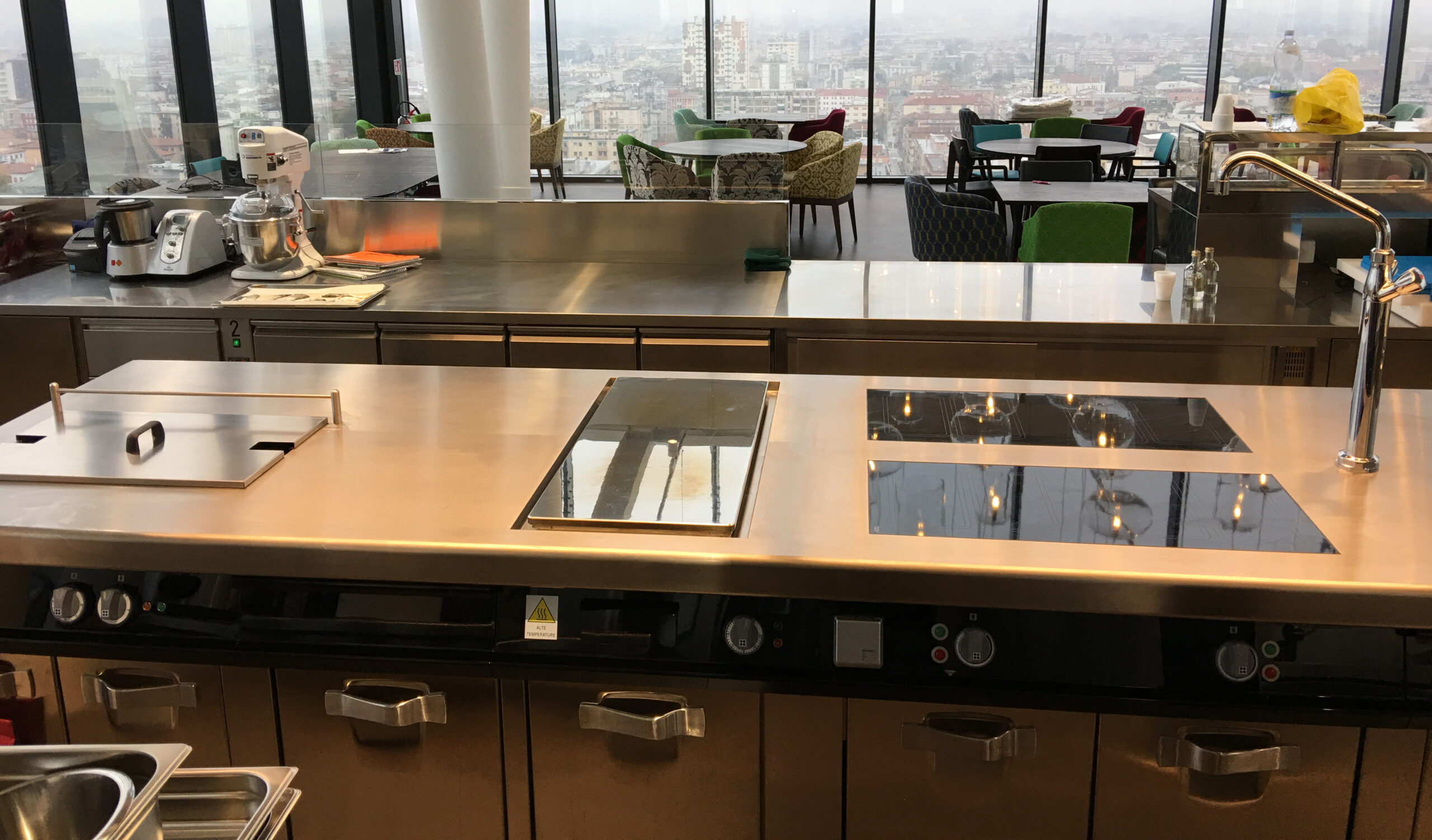 AKI Restaurant | HTM Hybrid Tower – GICO